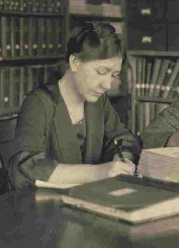 AOHistoryLensDesignersGlancy